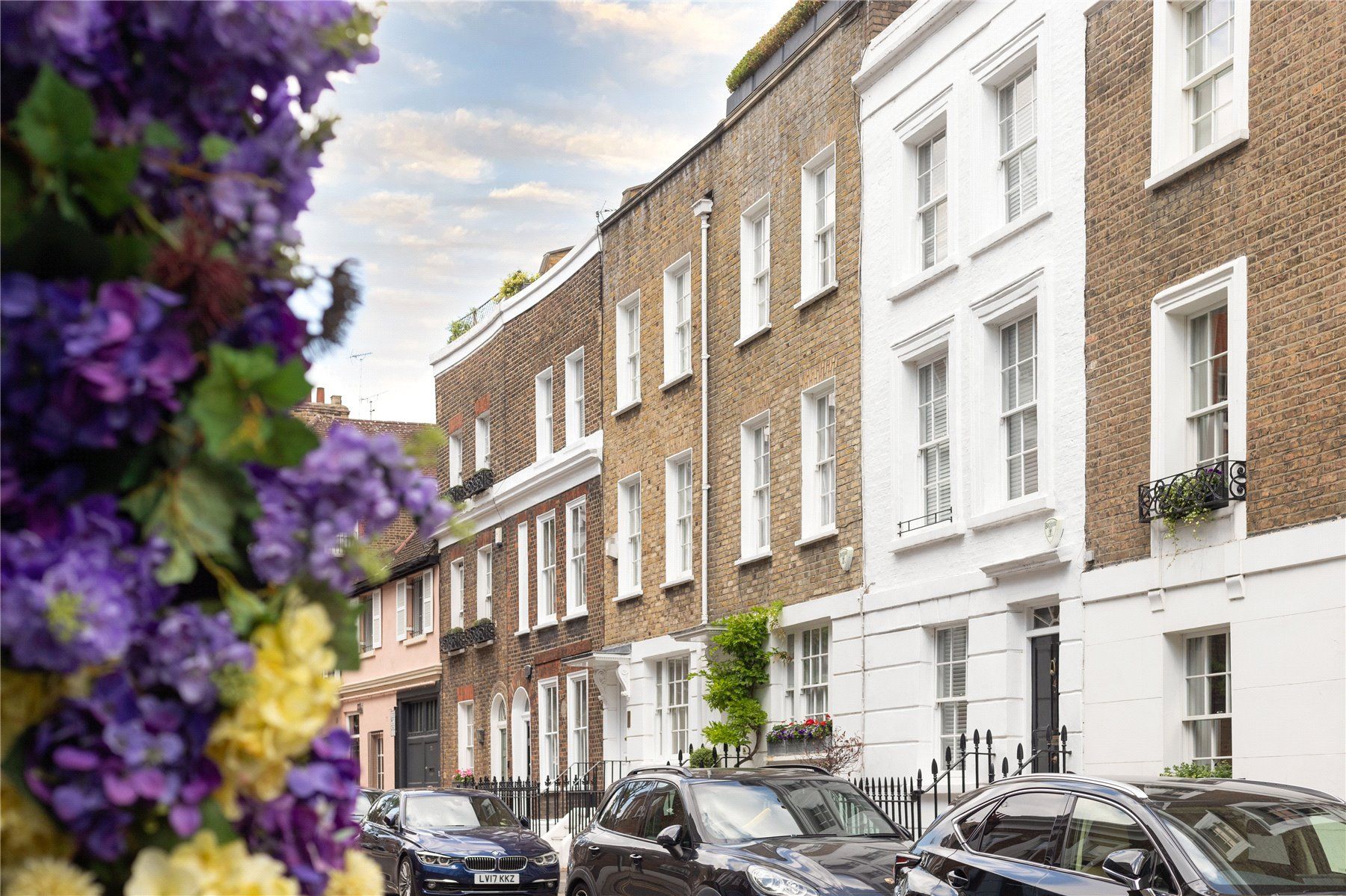 4 bed terraced house for sale in Cheyne Row, London SW3 - Zoopla