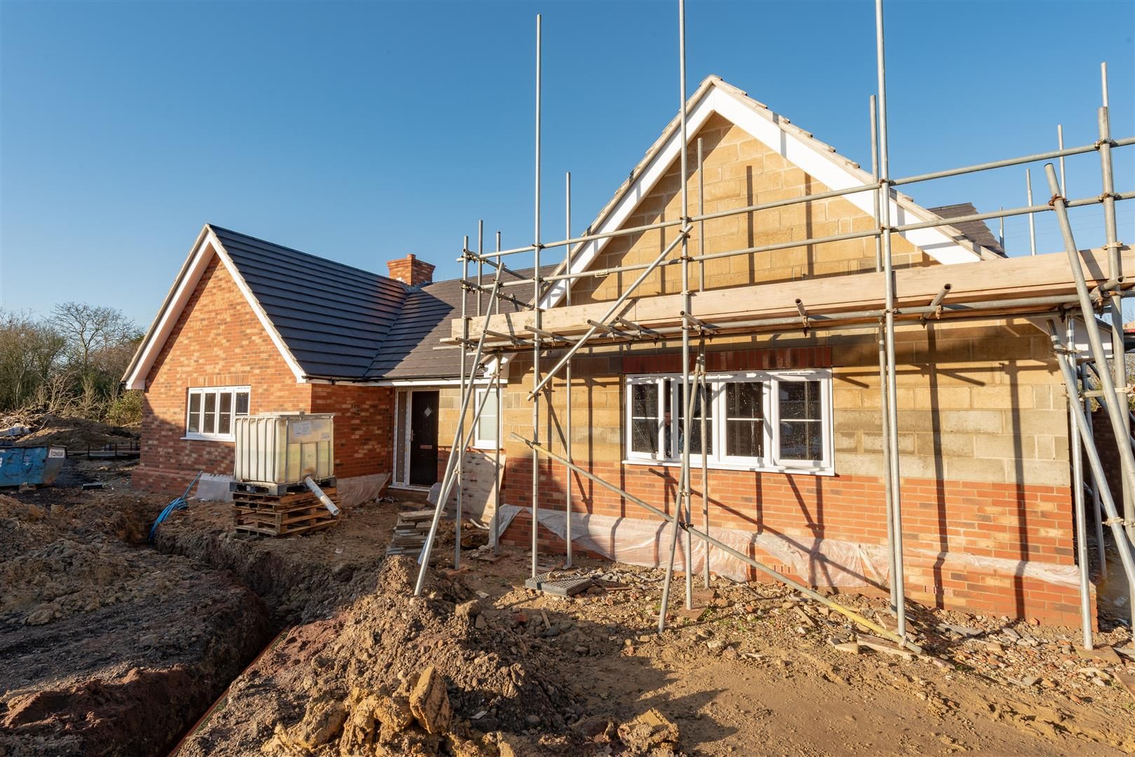 3 bed detached bungalow for sale in The Woodlark, Crowcroft Road ...