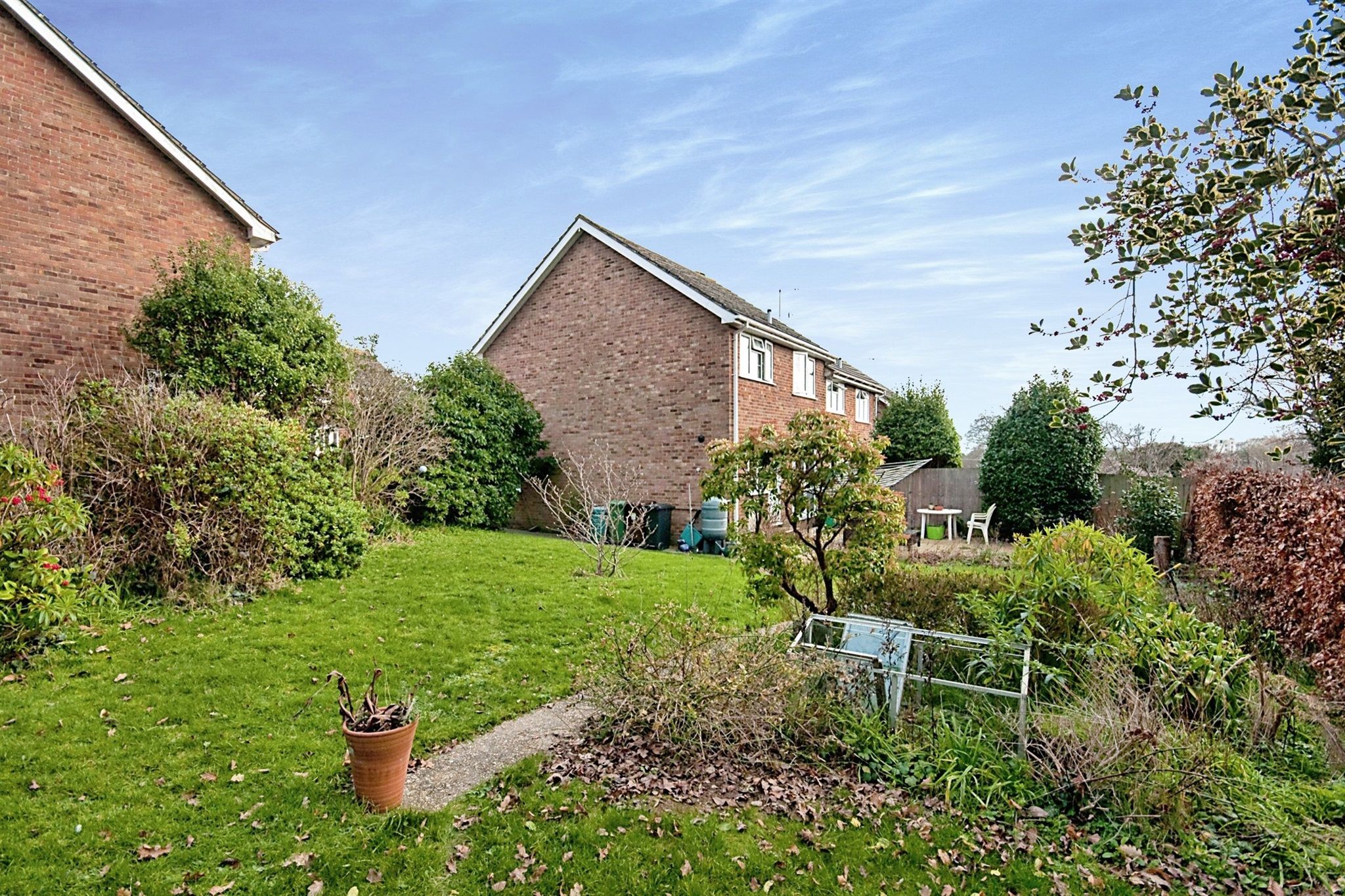 3 Bed Semi Detached House For Sale In Links Drive Bexhill On Sea Tn40