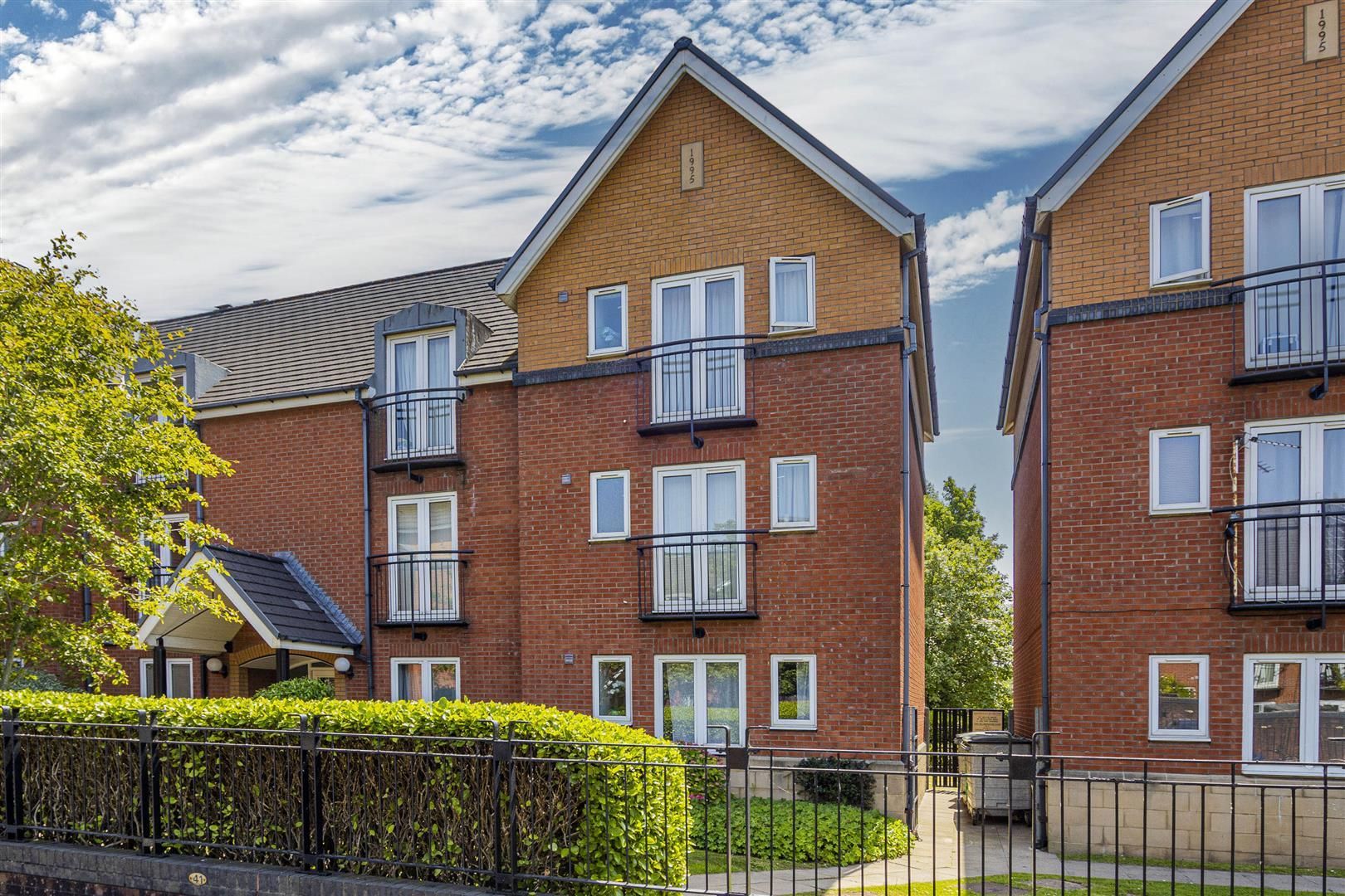 2 bed flat to rent in Halliard Court, Barquentine Place, Cardiff CF10 ...