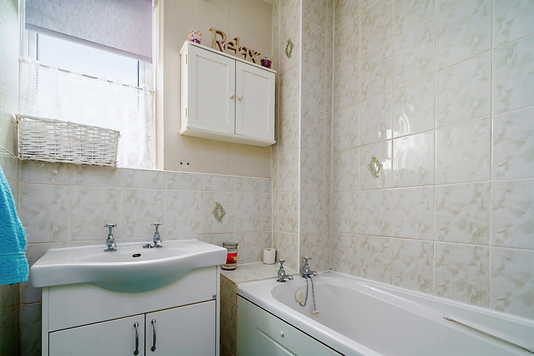 2 bed maisonette for sale in The Stow, Harlow CM20 - Zoopla