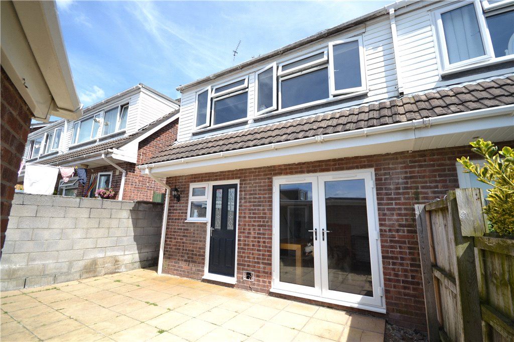 3 bed semi-detached house for sale in Glyn Rhosyn, Pentwyn, Cardiff ...