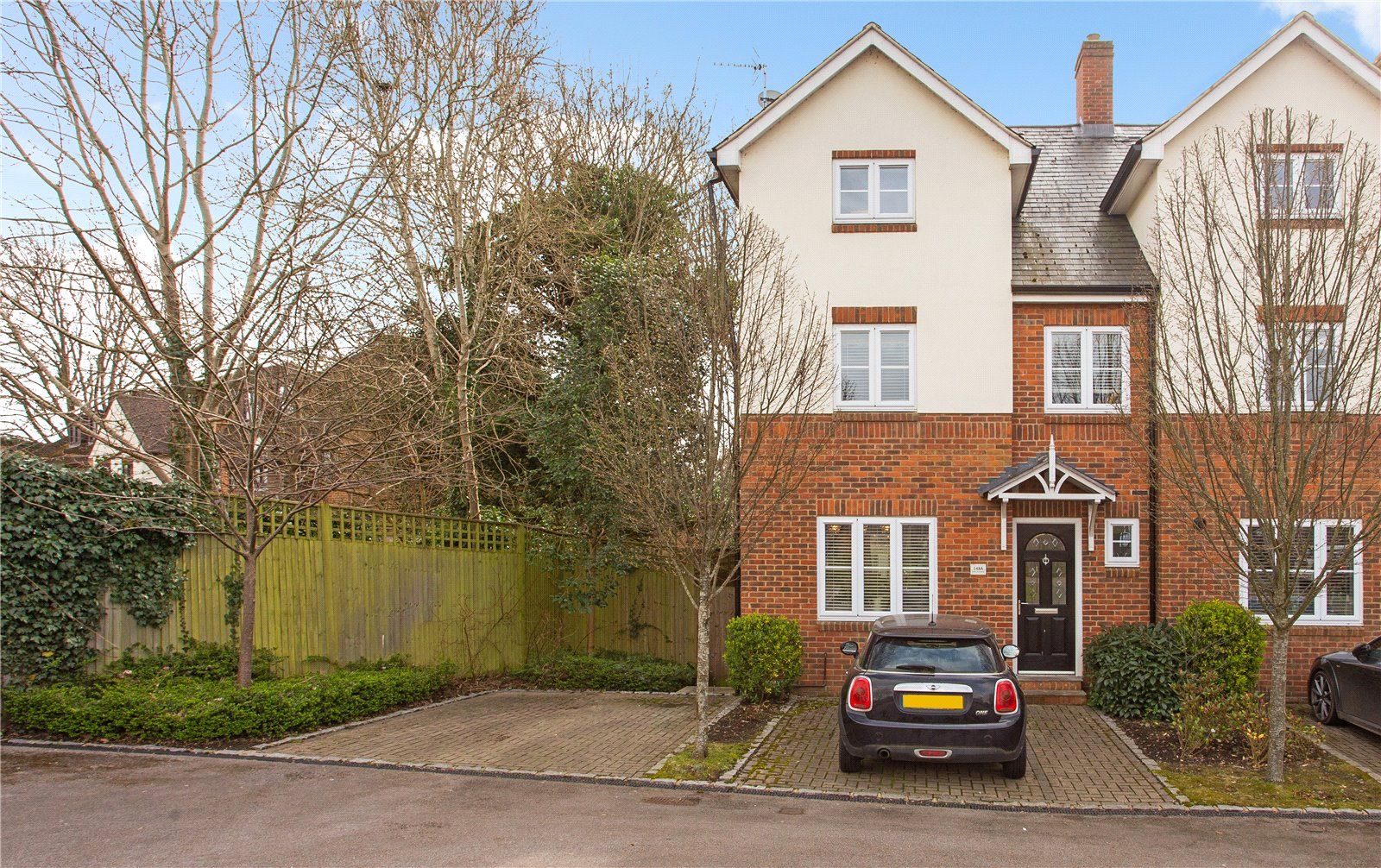 4 bed end terrace house for sale in High Street, Old Woking, Woking ...