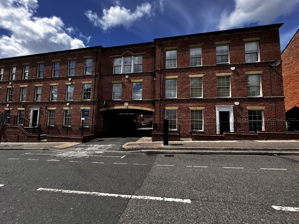 2 bed flat to rent in Standishgate, Wigan WN1 - Zoopla