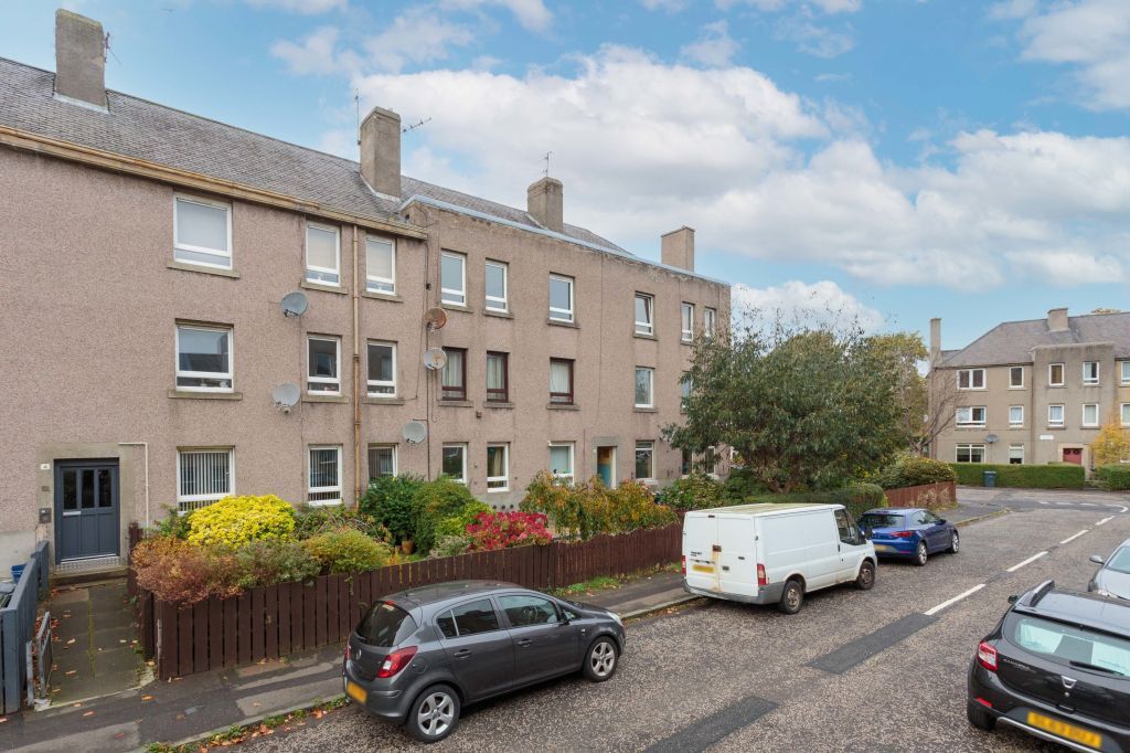 2 bed flat for sale in 6/5 Whitson Place East, Balgreen, Edinburgh EH11 ...