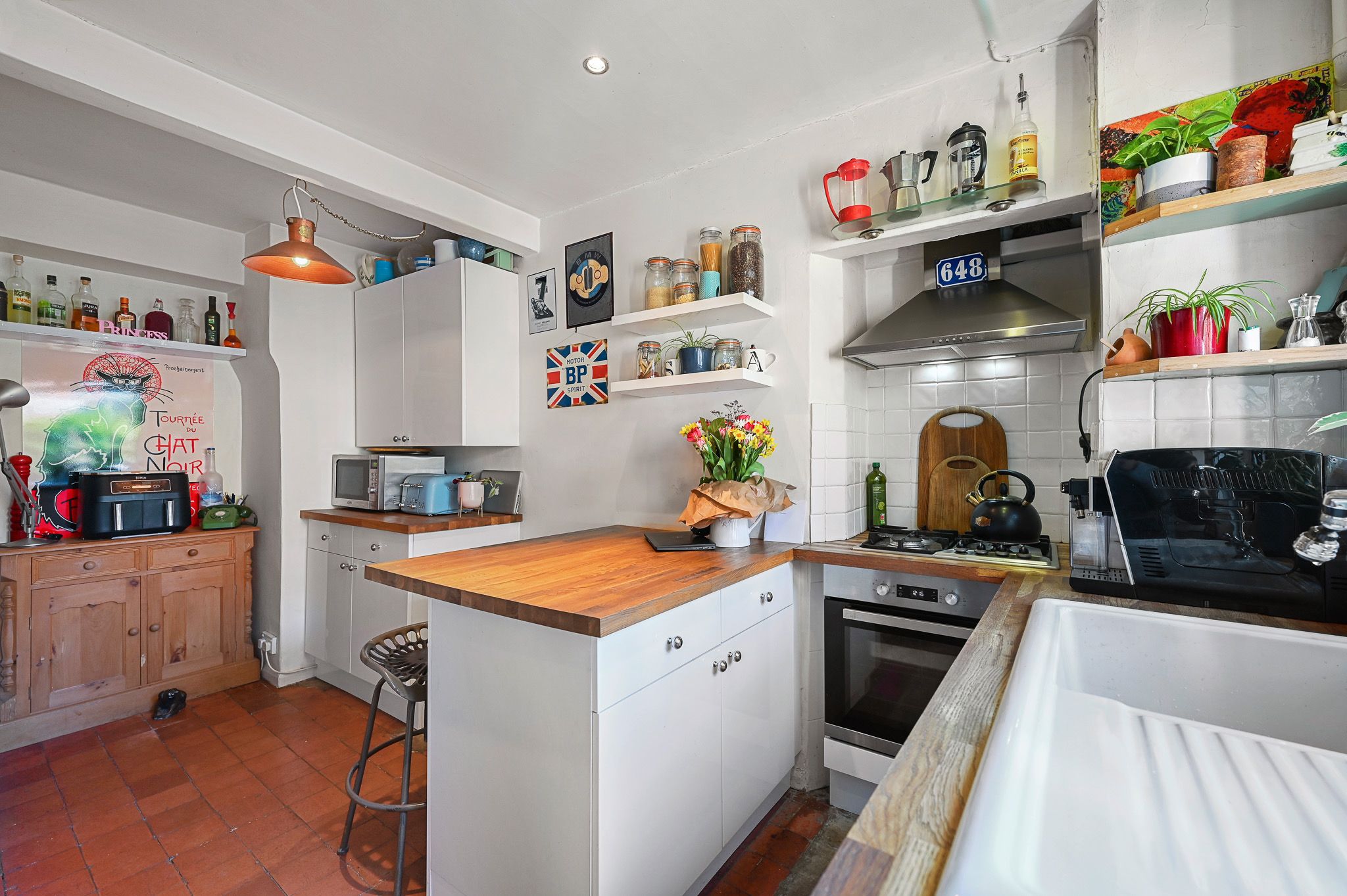 2 bed cottage for sale in Farncombe Street, Godalming GU7 - Zoopla