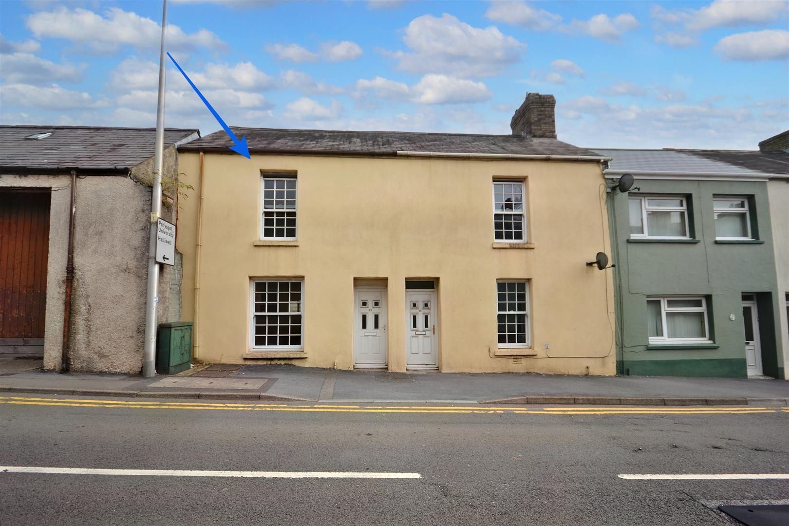 2 bed terraced house for sale in Water Street, Carmarthen SA31 - Zoopla