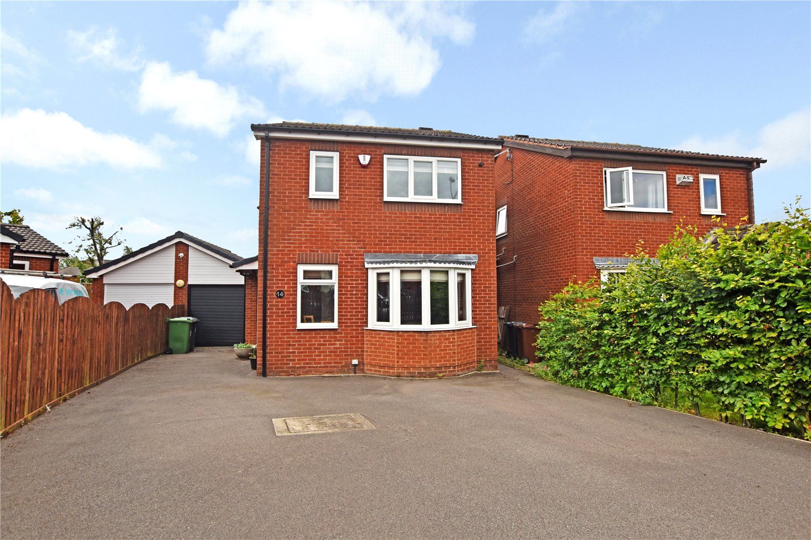 3 bed detached house for sale in Wellcroft Grove, Tingley, Wakefield ...