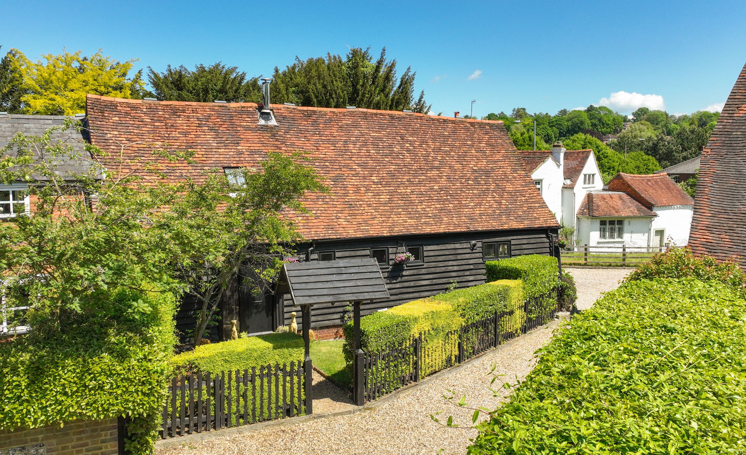 3 bed cottage for sale in Bury Farm, Amersham HP7 - Zoopla