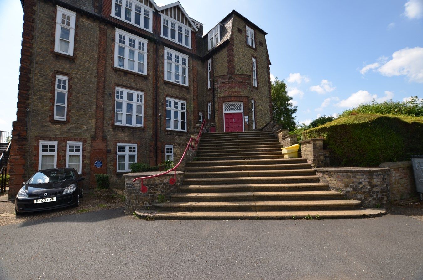 1 bed flat for sale in London Road, Peterborough PE2 - Zoopla