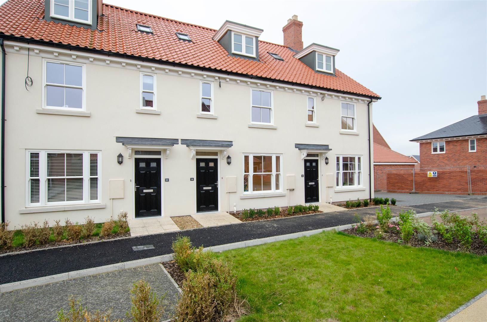 3 bed town house to rent in Mustard Way, Trowse, Norwich NR14 - Zoopla