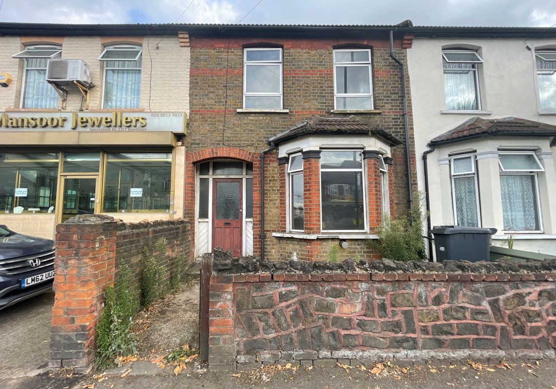3 bed terraced house for sale in 187 Western Road, Southall, Middlesex ...
