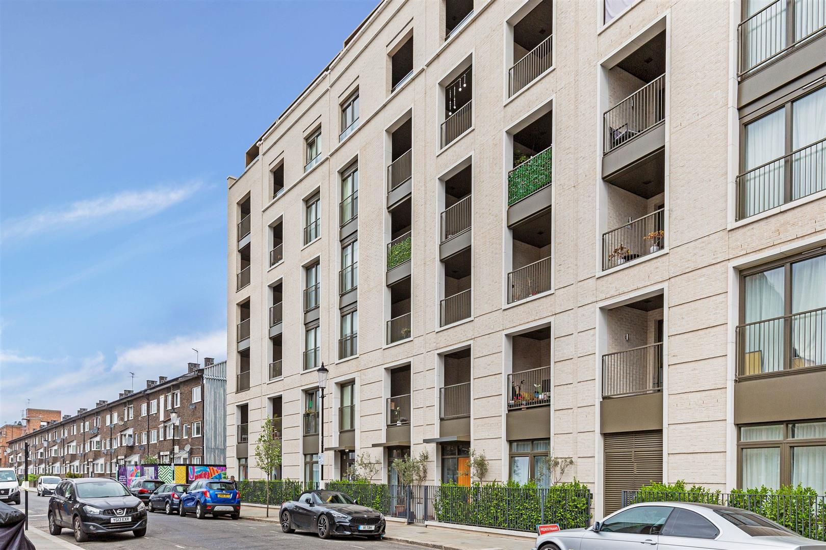 2 bed flat to rent in Wornington Road, London W10 - Zoopla