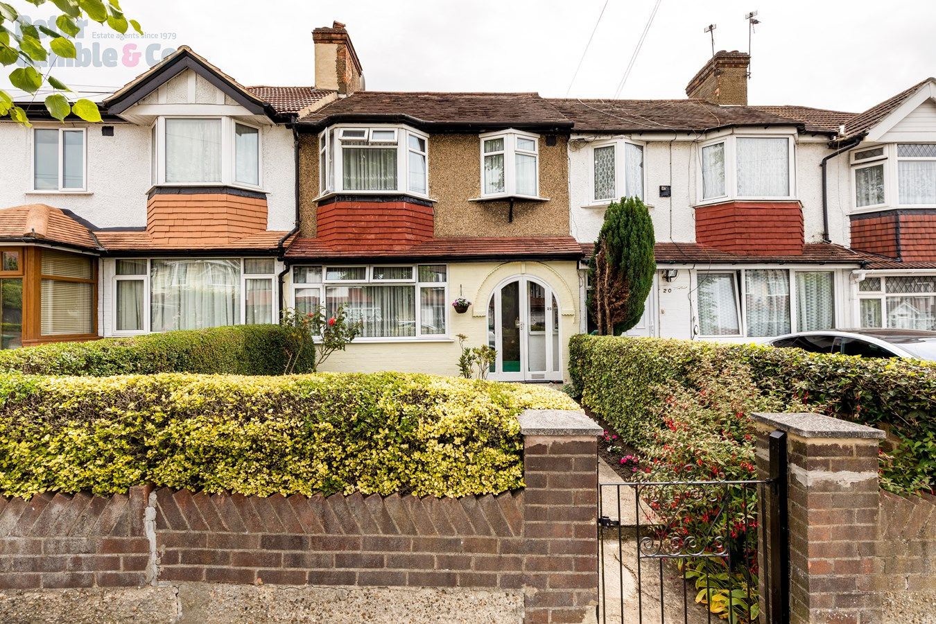 3 Bed Terraced House For Sale In Lynmouth Gardens Perivale Greenford
