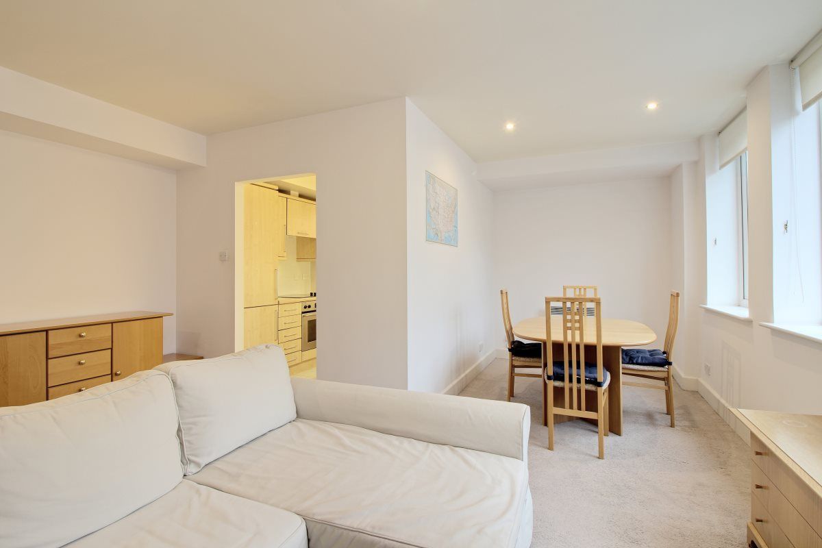 1 bed flat to rent in St. Cross Street, London EC1N - Zoopla