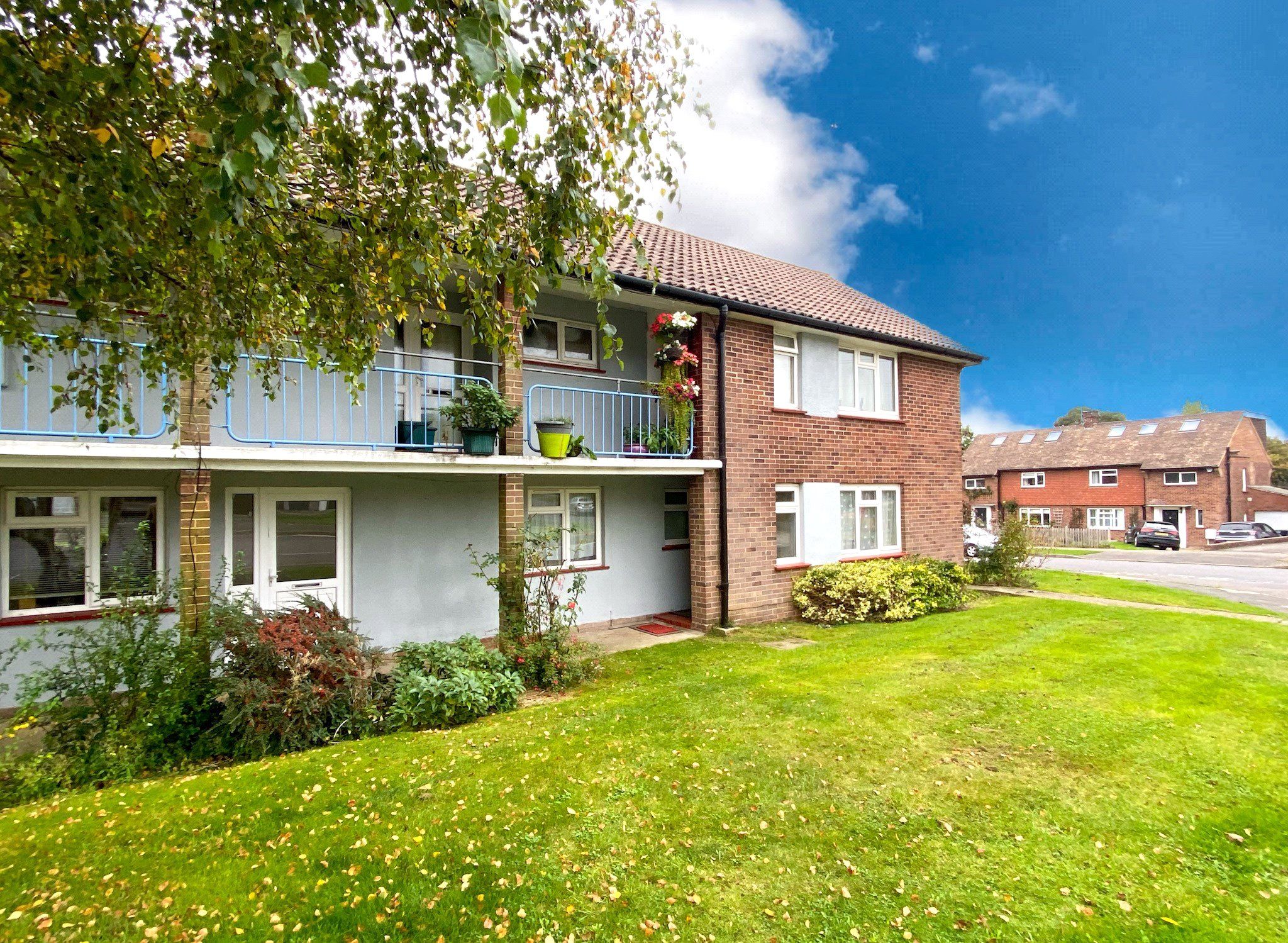 1 bed flat to rent in Chalkpit Wood, Oxted, Surrey RH8 - Zoopla