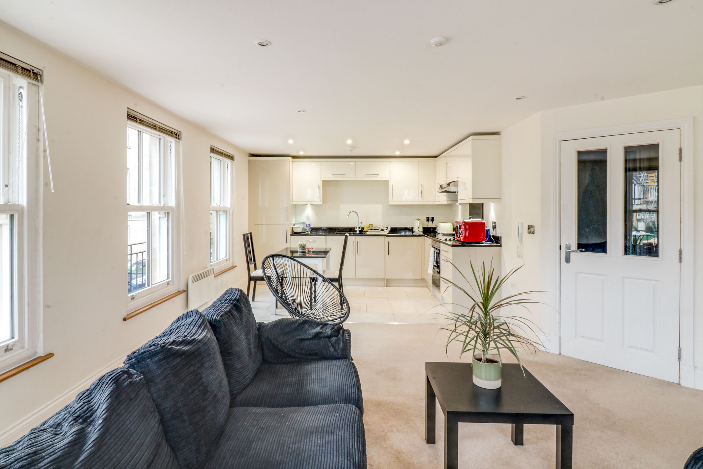 2 bed flat for sale in St. Georges Place, Bath BA1 - Zoopla