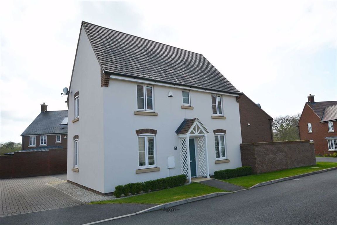 3 bed detached house for sale in Shorn Brook Close, Hardwicke ...