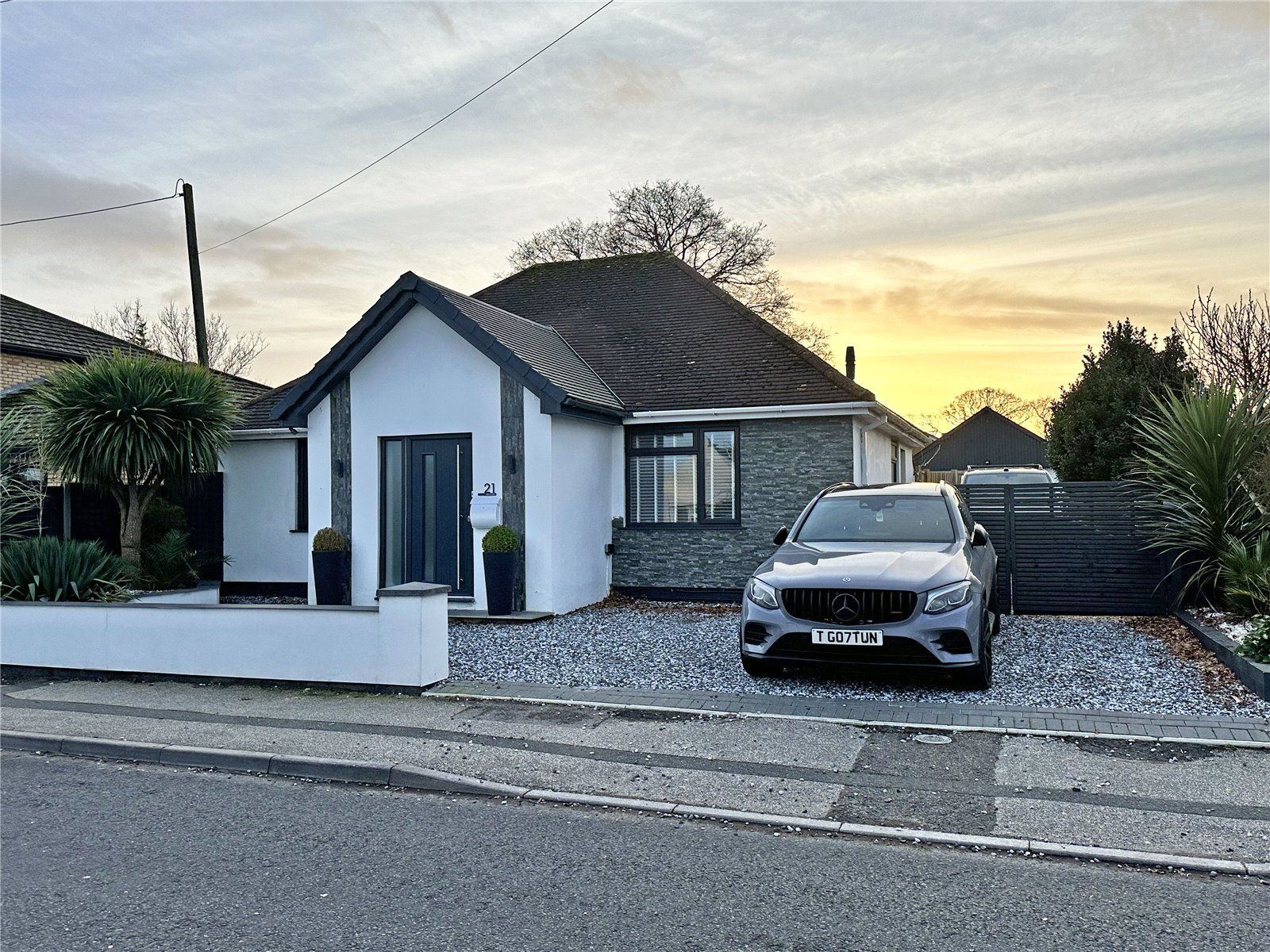 2 bed bungalow for sale in Ashley Common Road, New Milton, Hampshire ...