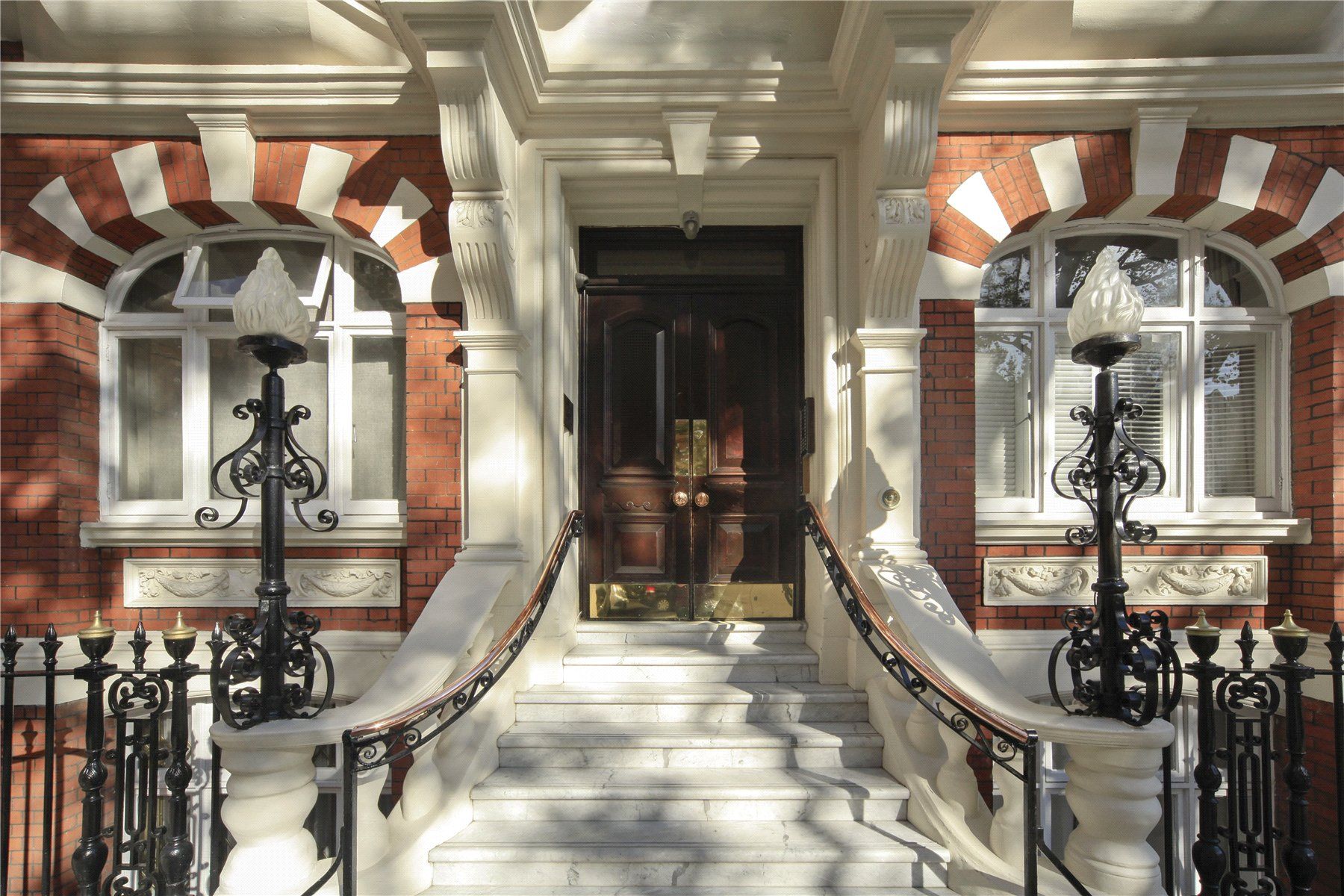 2 bed flat for sale in Iverna Court, London W8 - Zoopla