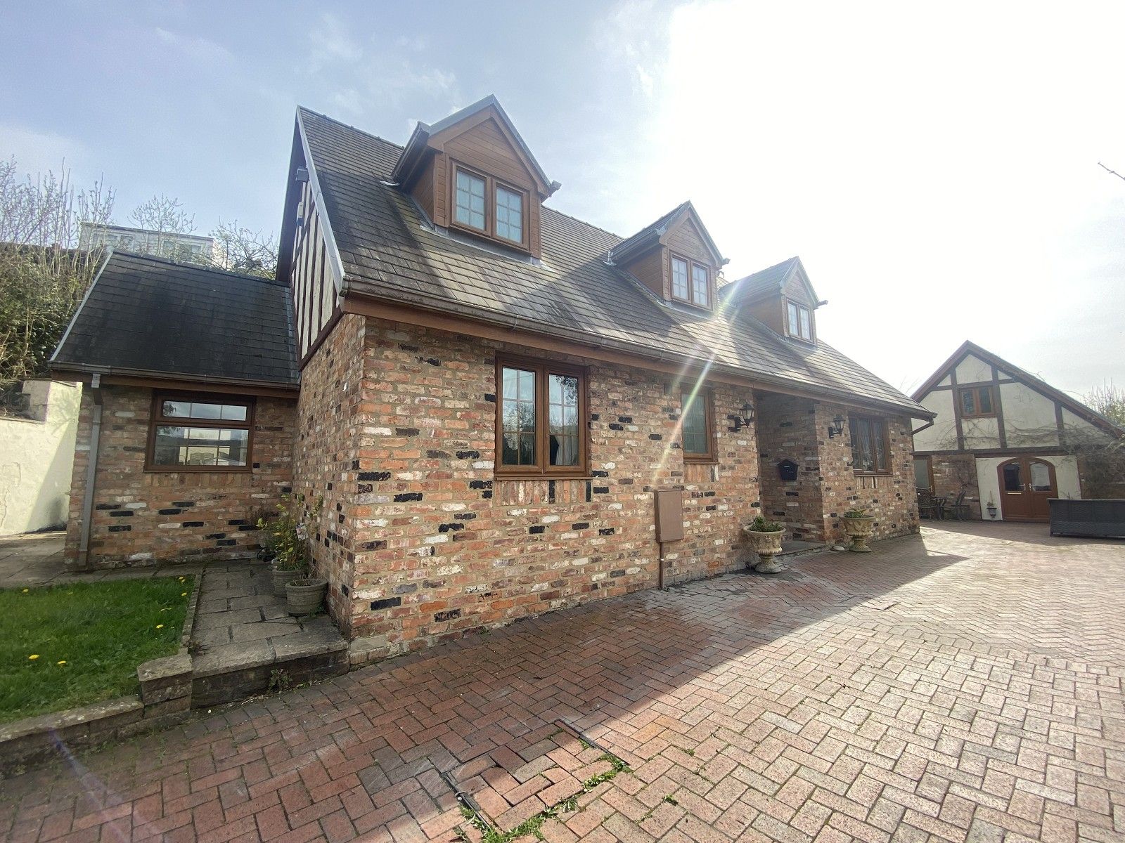 3 Bed Detached House For Sale In Parsons Lodge Tonna Neath Neath