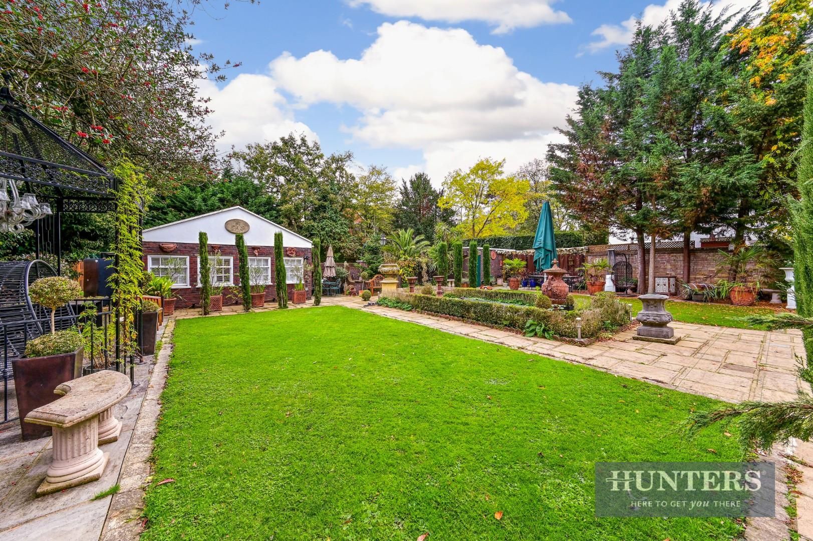 4 bed detached house for sale in Warren Road, Coombe, Kingston Upon ...