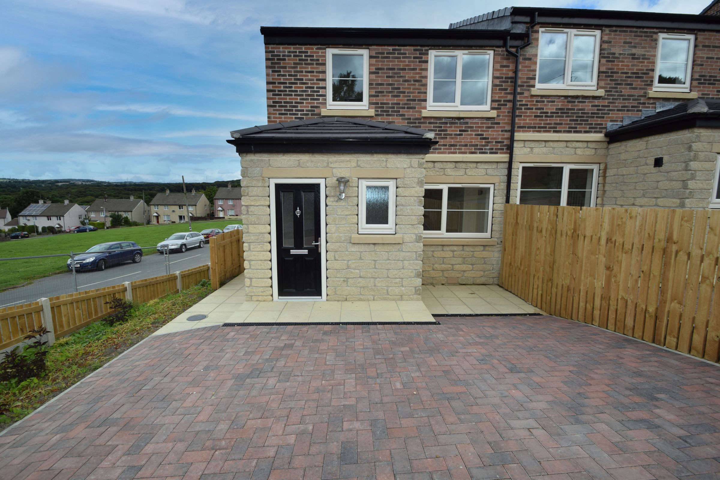 3 Bed Semi Detached House For Sale In St Marys Drive Wyke Bradford