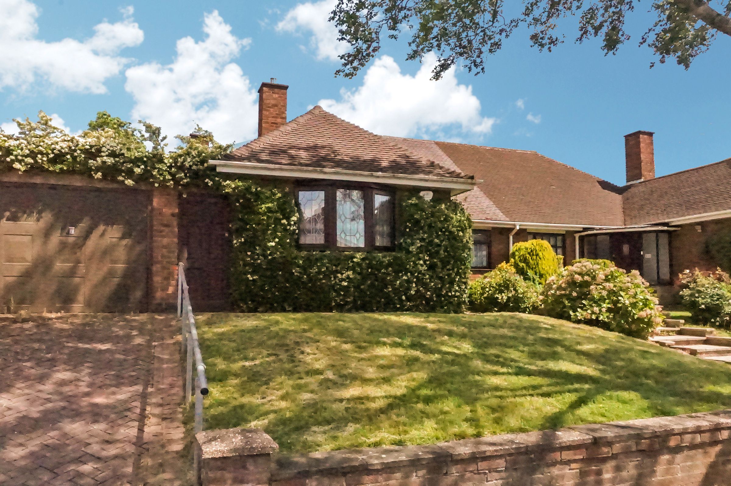 3 bed semi-detached bungalow for sale in Plants Brook Road, Walmley ...