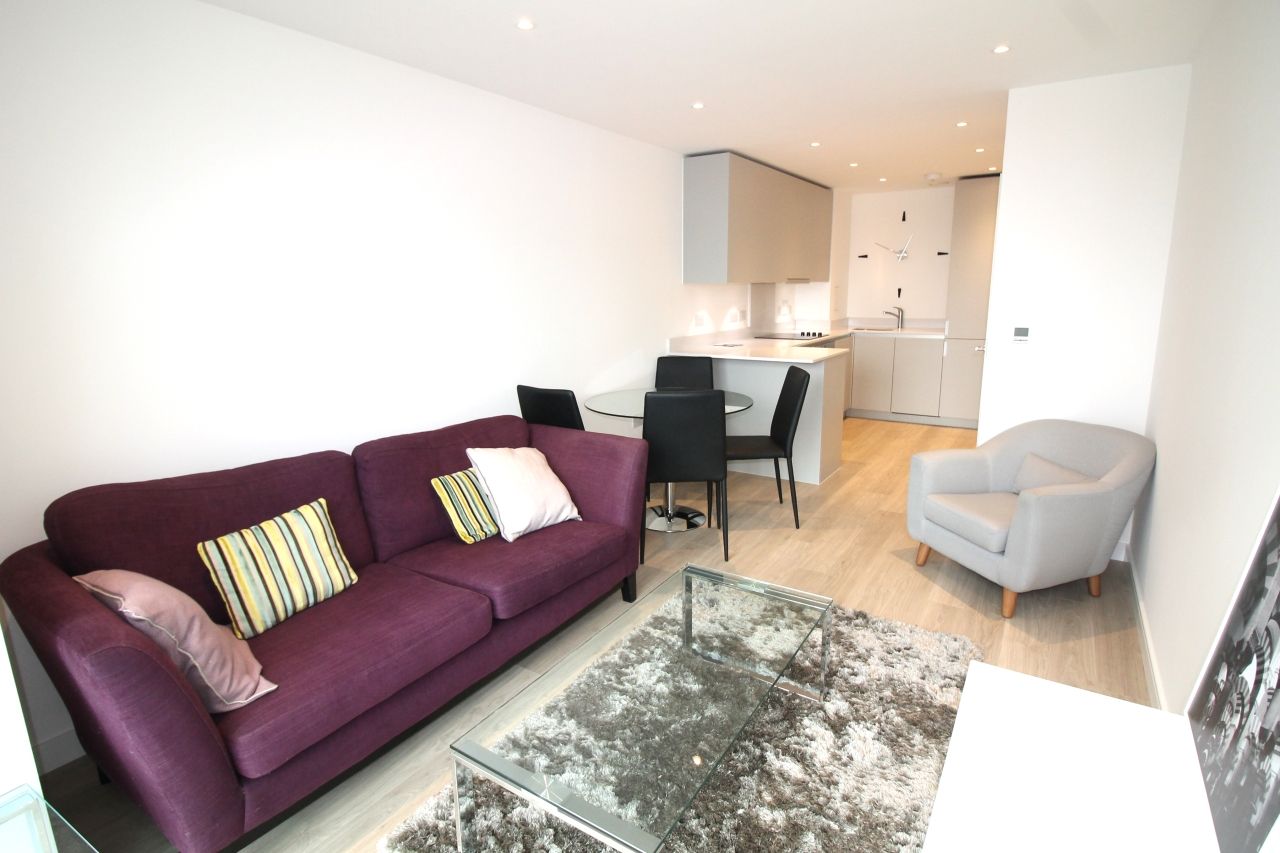 1 bed flat for sale in Pinnacle Apartments, Saffron Square, Croydon CR0 ...