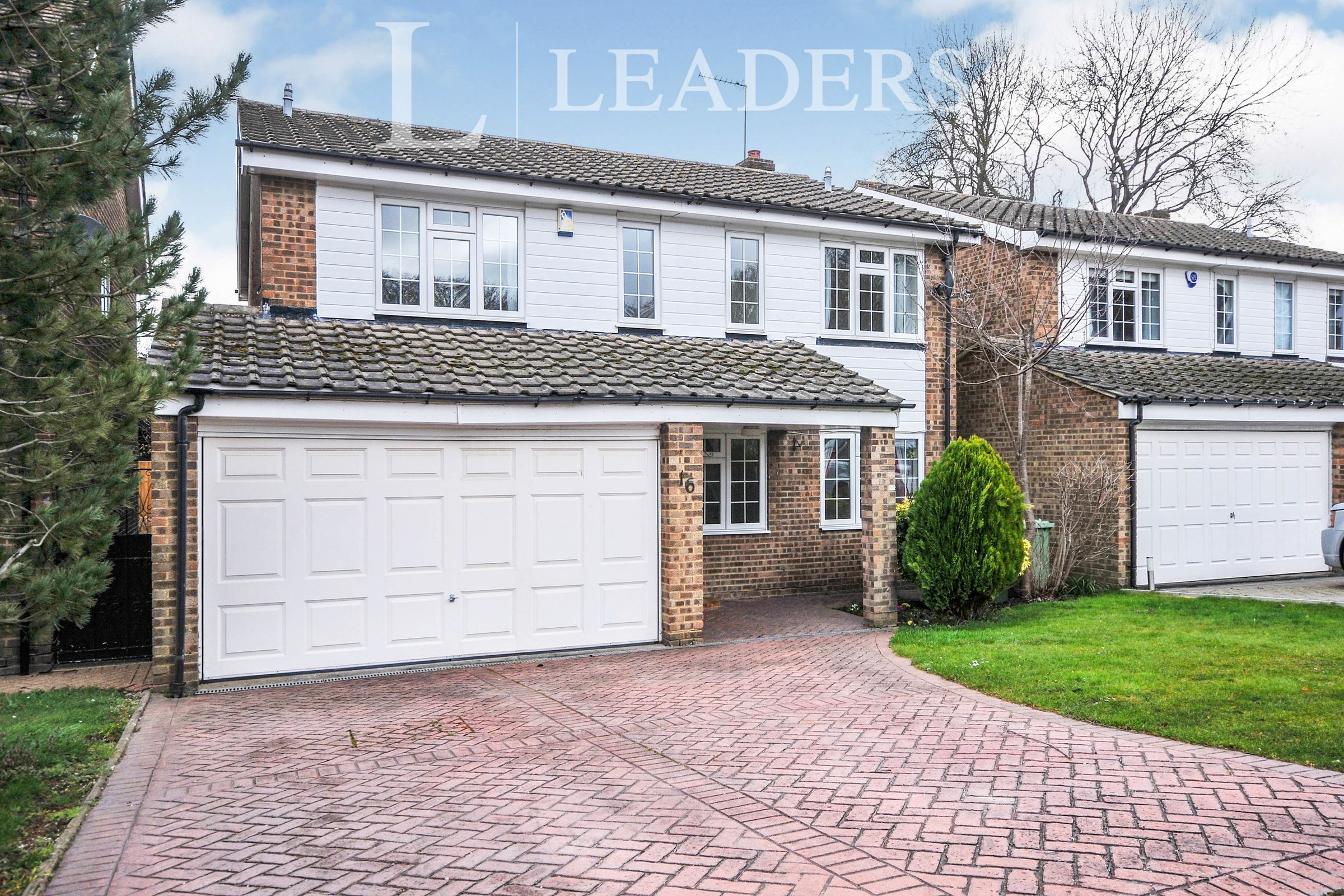 5 bed detached house to rent in Partridge Drive, Orpington BR6 - Zoopla