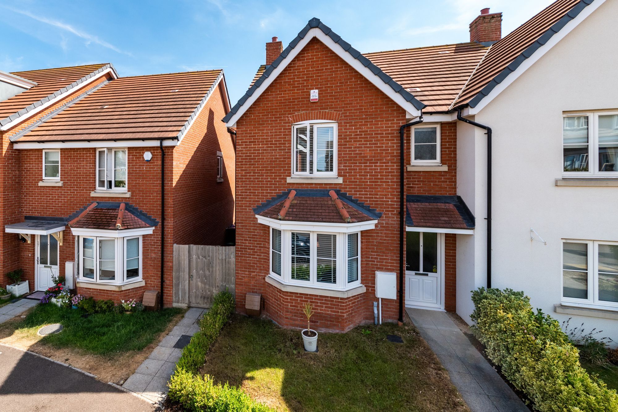 3 bed end terrace house for sale in Sassoon Drive, Royston SG8 - Zoopla