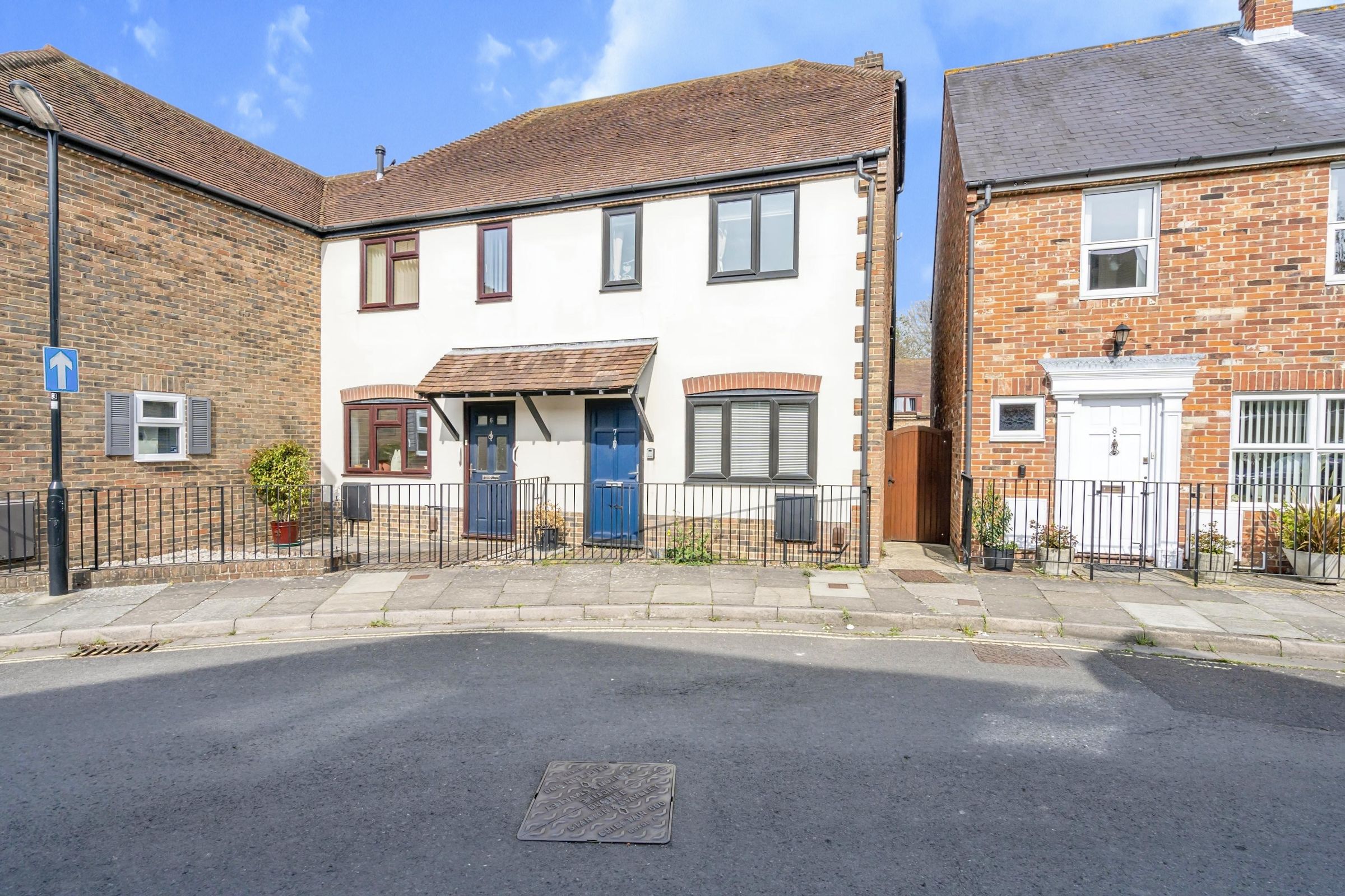2 Bed End Terrace House For Sale In Kings Terrace Emsworth Hampshire