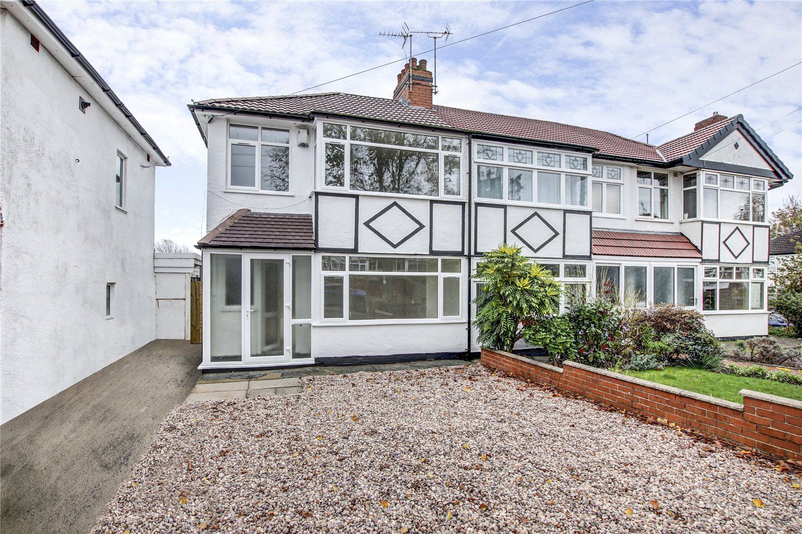 3 Bed Semi Detached House For Sale In High Meadow Road Kings Norton