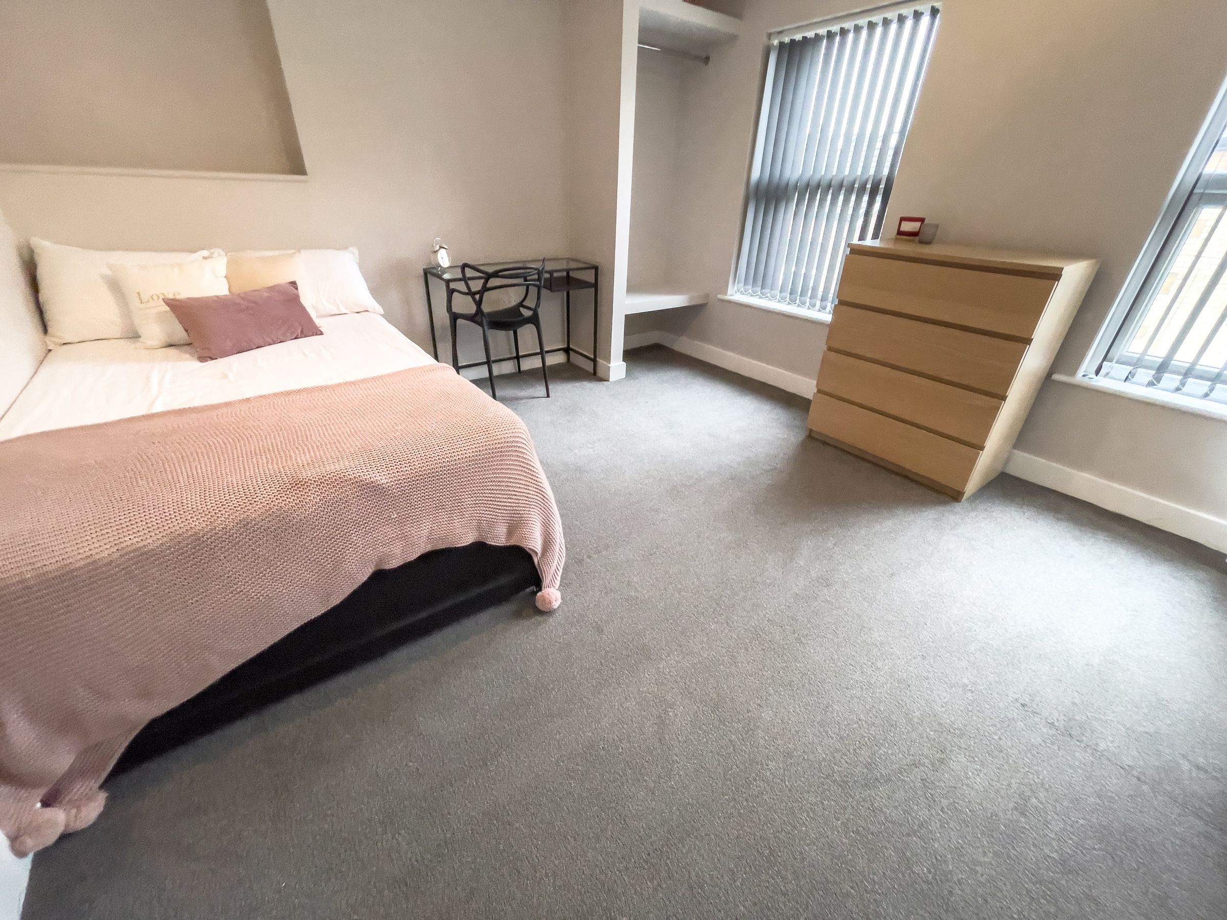 Room to rent in Holt Road, Liverpool L7 - Zoopla