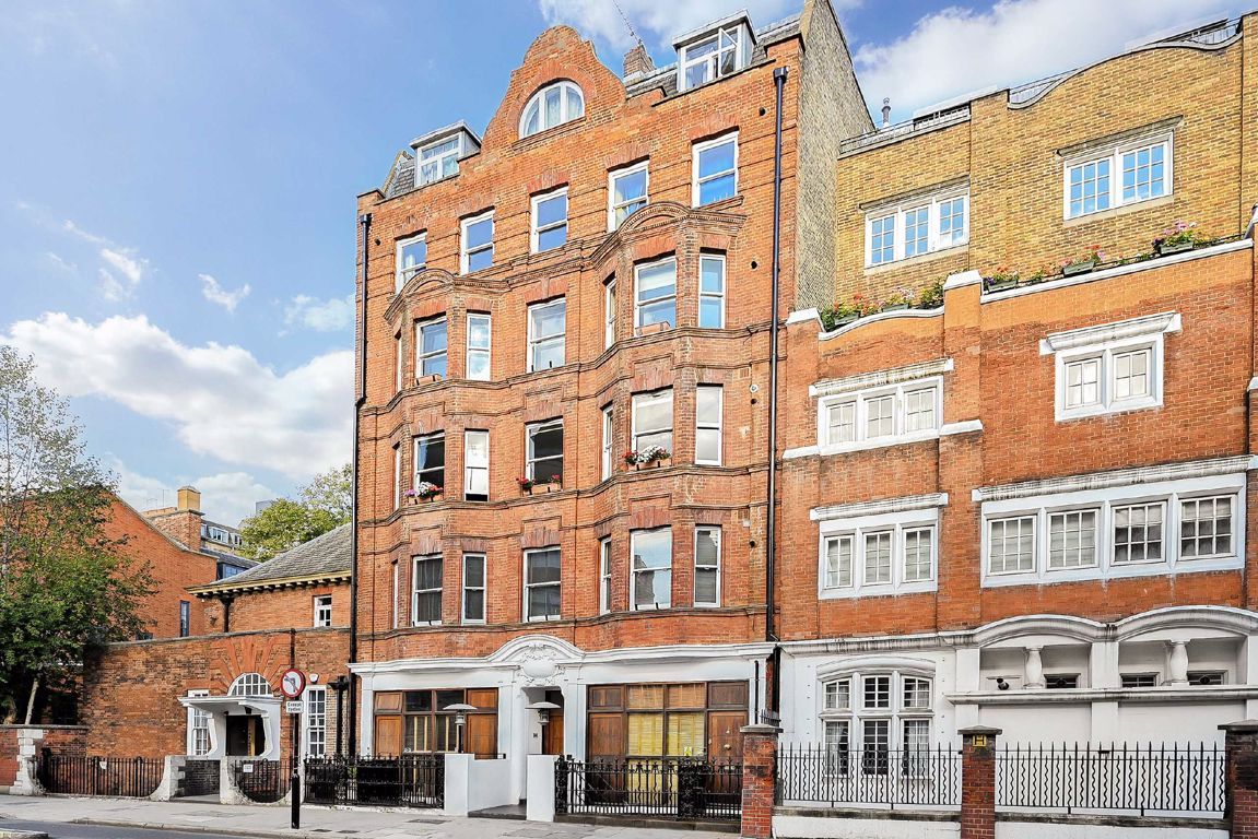 2 bed flat for sale in Tavistock Place, London WC1H - Zoopla