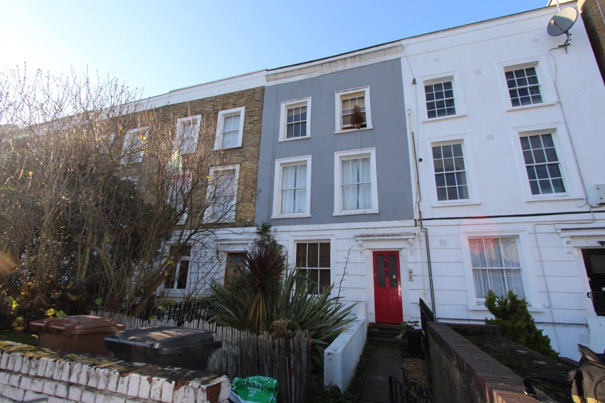 1 bed flat to rent in Kingsland Road, London E8 - Zoopla