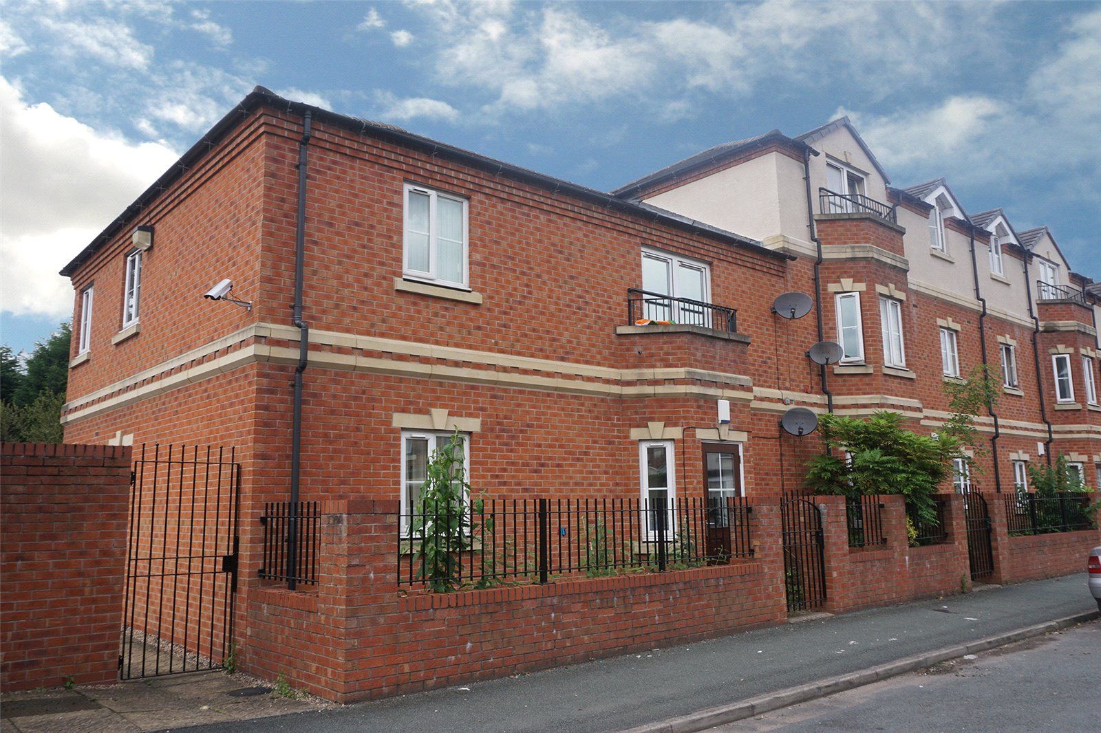2 bed flat for sale in Riches Street, Wolverhampton, West Midlands WV6 ...