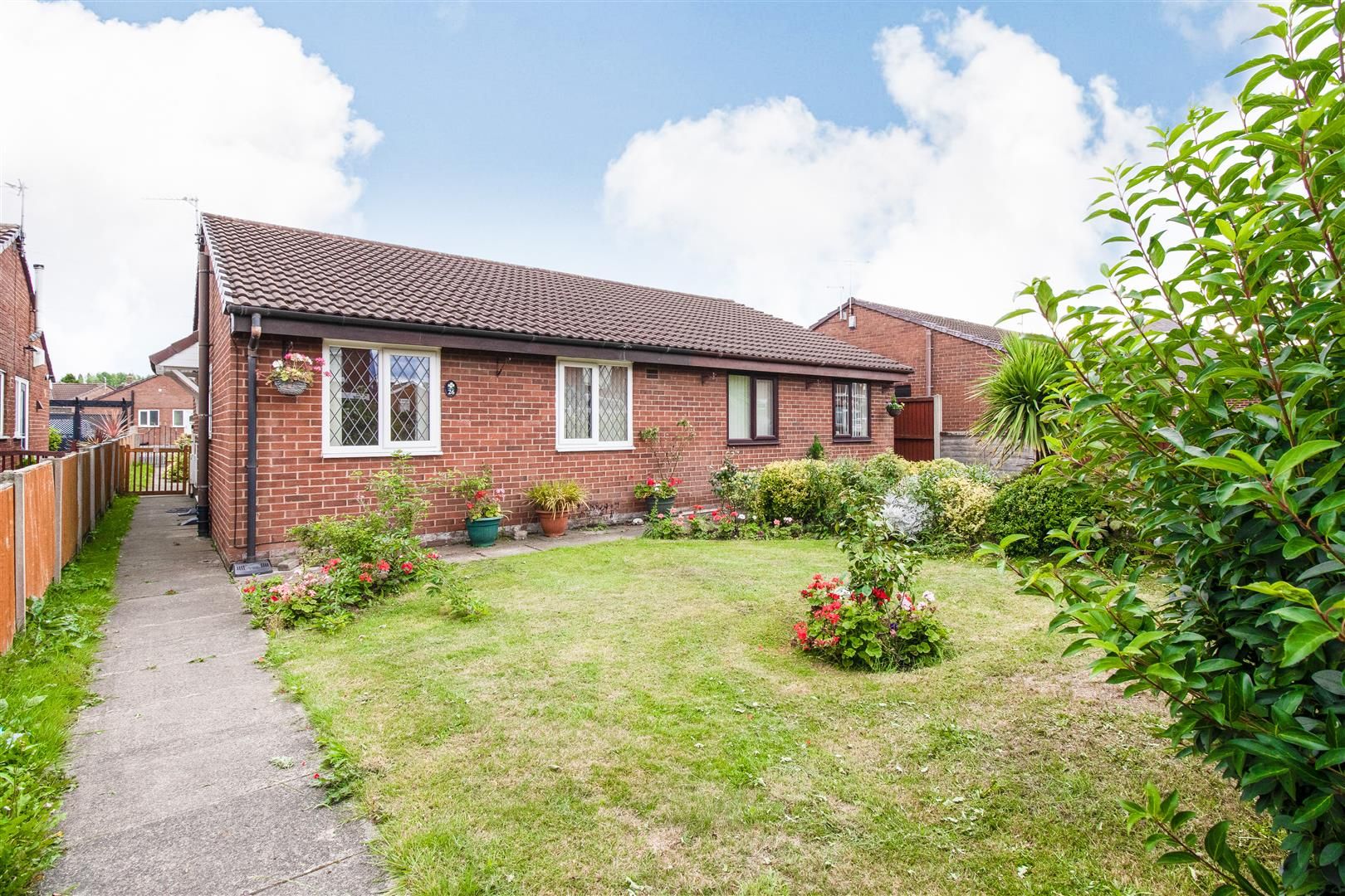 2 Bed Semi Detached Bungalow For Sale In Church Road Banks Southport