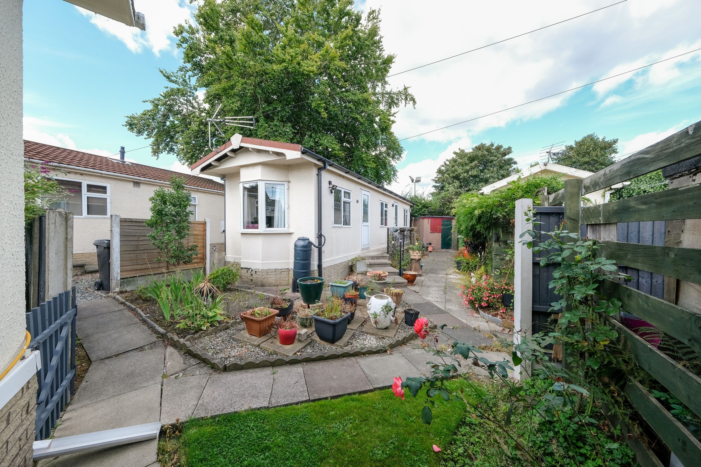 1 bed mobile/park home for sale in Park View, Agden Brow, Lymm WA13 ...