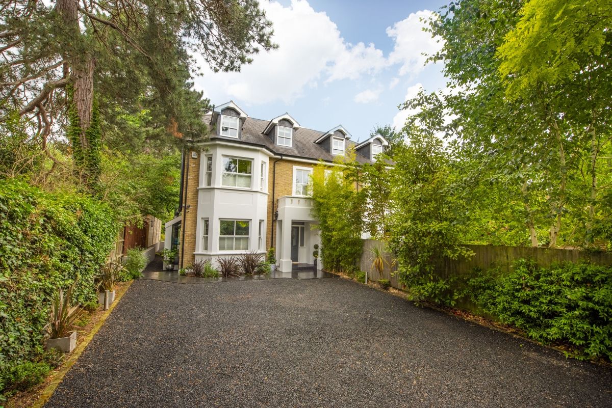 6 bed semi-detached house to rent in Holmesdale Road, Teddington TW11 - Zoopla