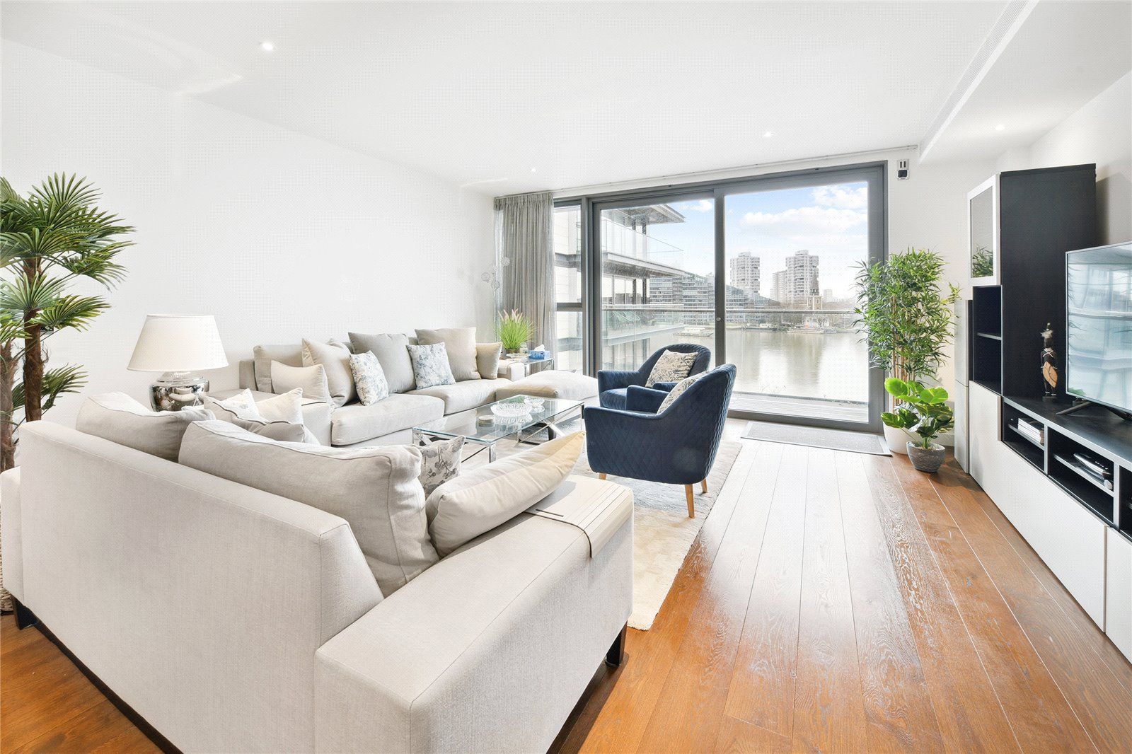 3 bed flat for sale in Waterfront Drive, London SW10 - Zoopla