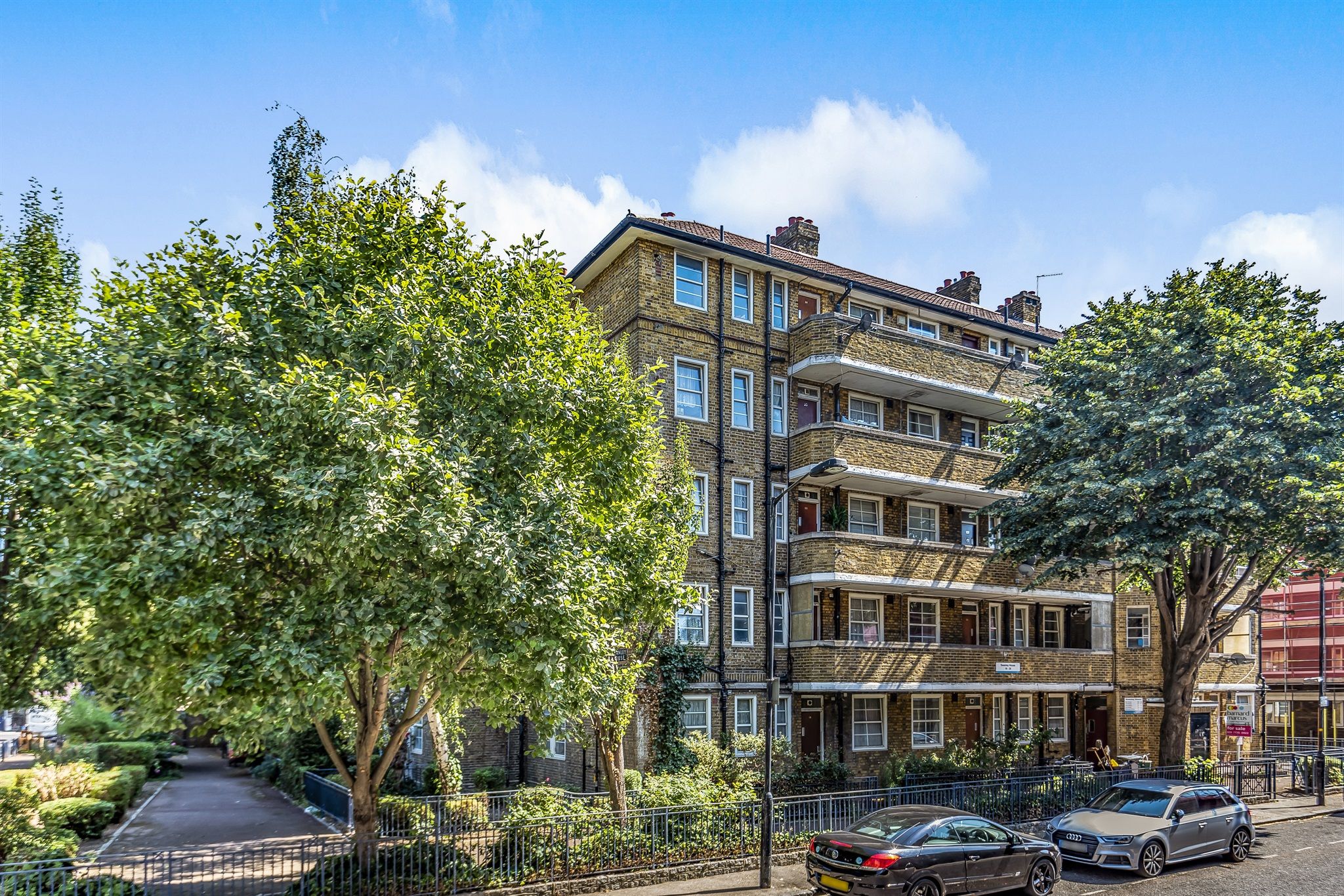 2 bed flat for sale in Kinglake Estate, London SE17 - Zoopla