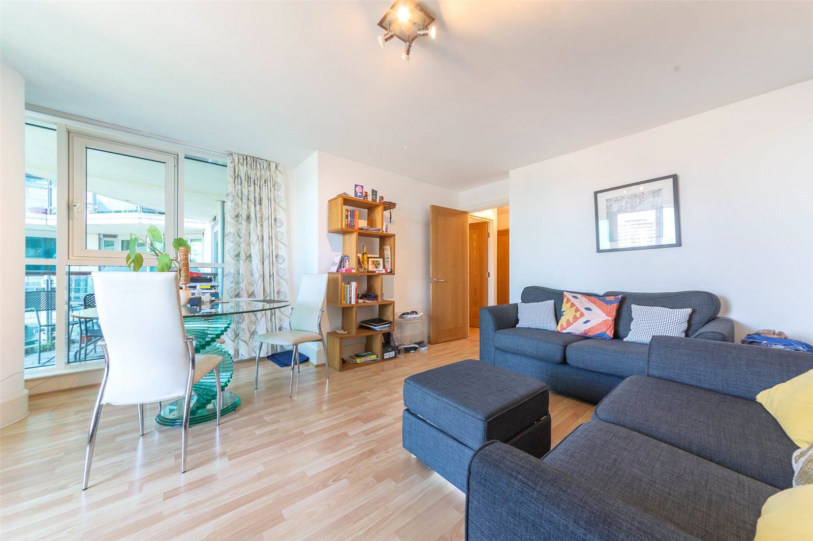 1 bed flat to rent in St. George Wharf, London SW8 - Zoopla