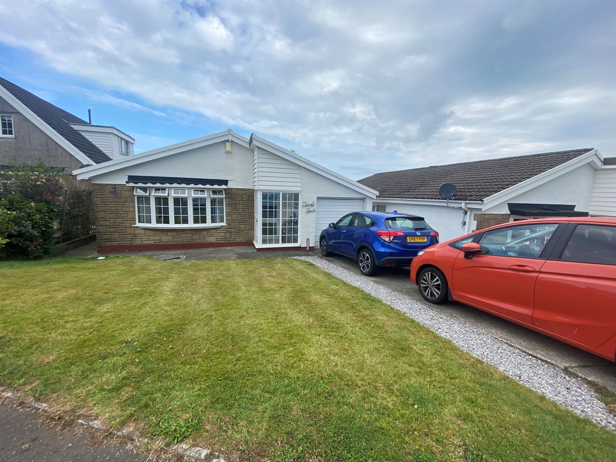 3 bed detached bungalow for sale in Ridgewood Gardens, Cimla, Neath ...