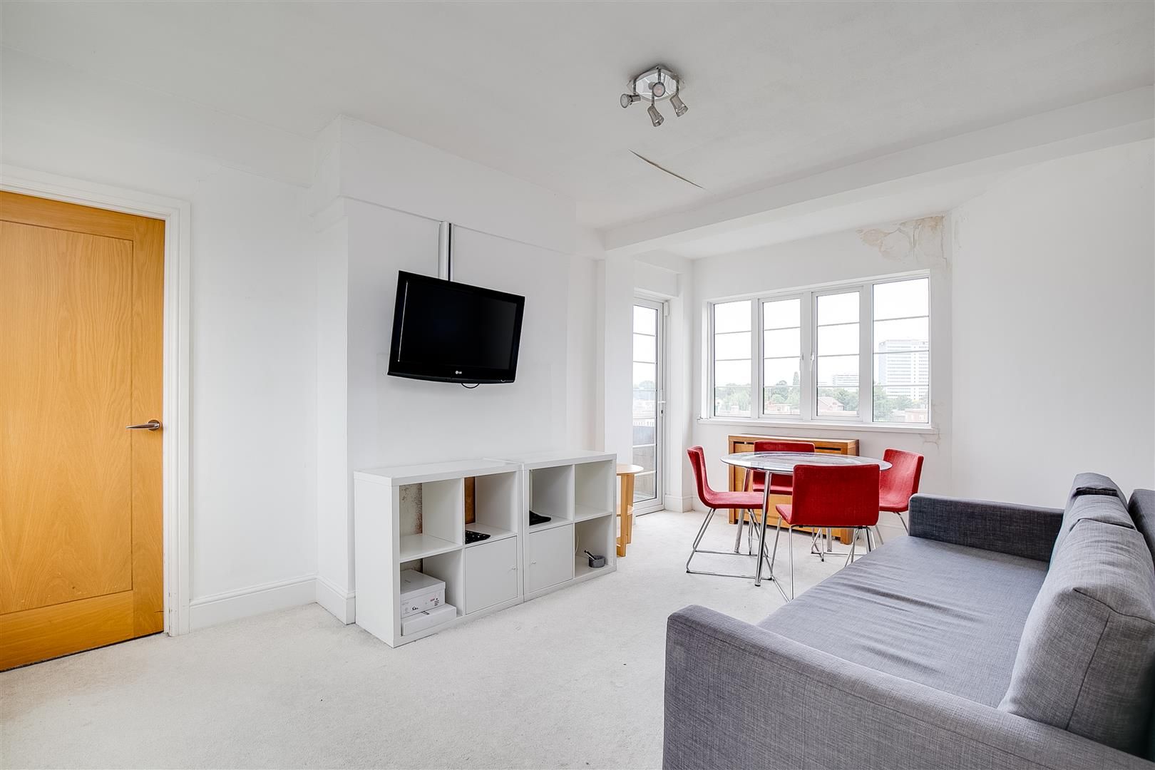 3 bed flat for sale in Chiswick Village, London W4 - Zoopla