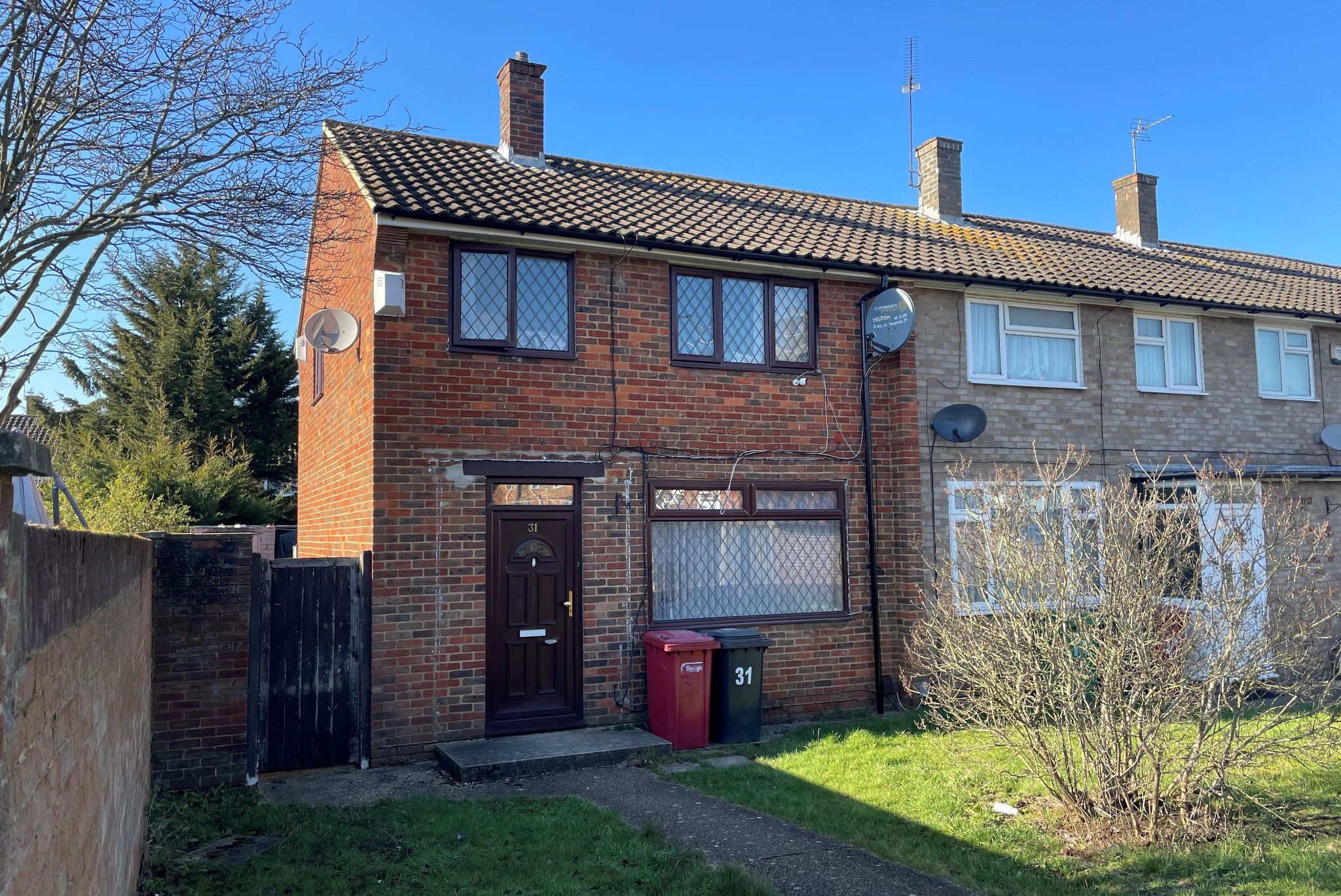 2 bed end terrace house for sale in Perryman Way, Slough SL2 - Zoopla