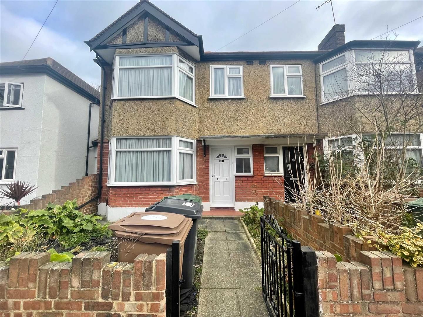 3 bed semi-detached house for sale in Queens Grove Road, London E4 - Zoopla