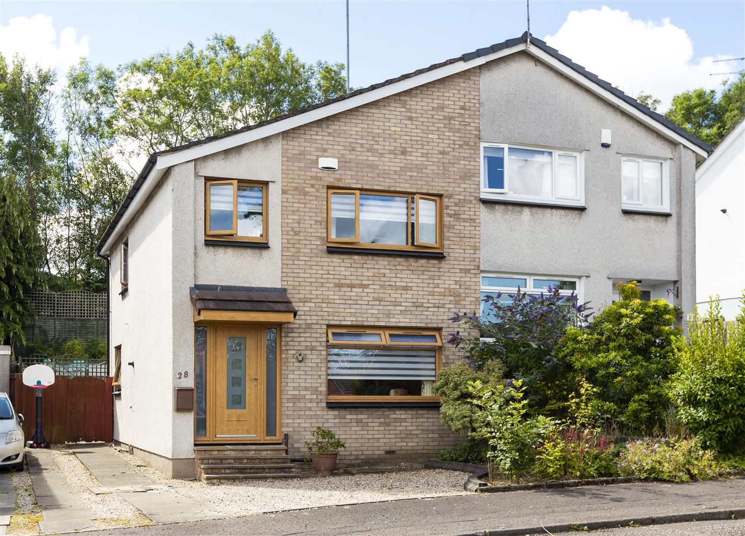 3 Bed Semi Detached House For Sale In Carron Crescent Lenzie Glasgow