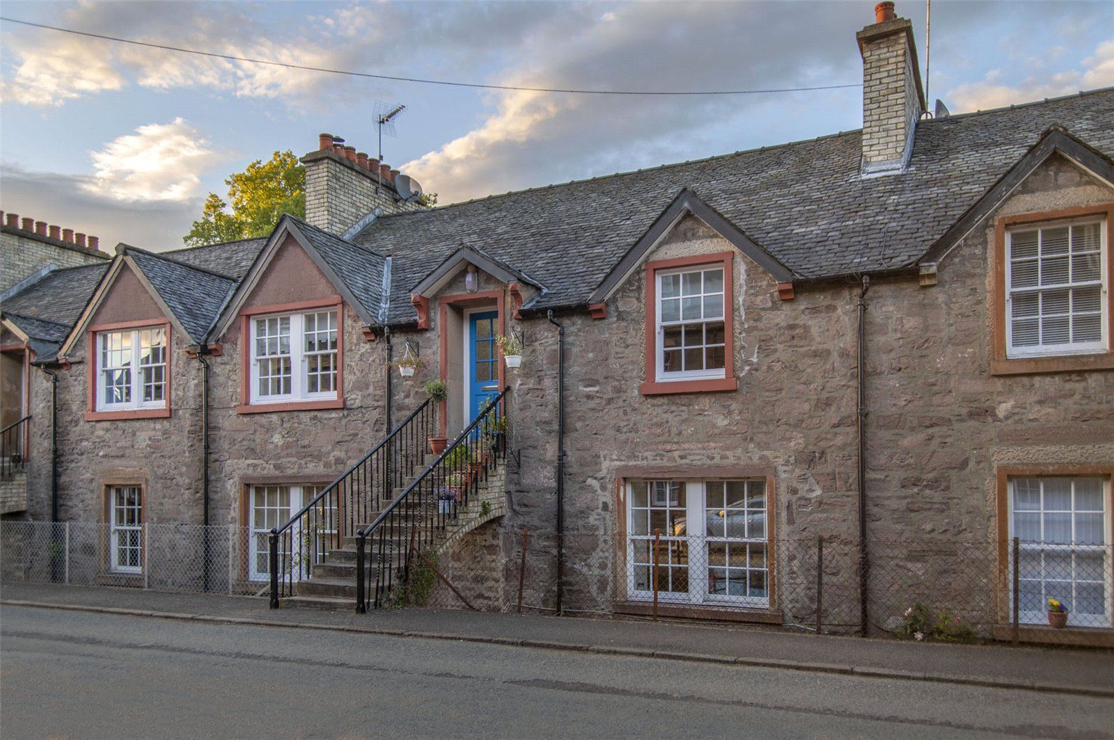 2 bed flat for sale in Teith Road, Deanston, Doune FK16 - Zoopla