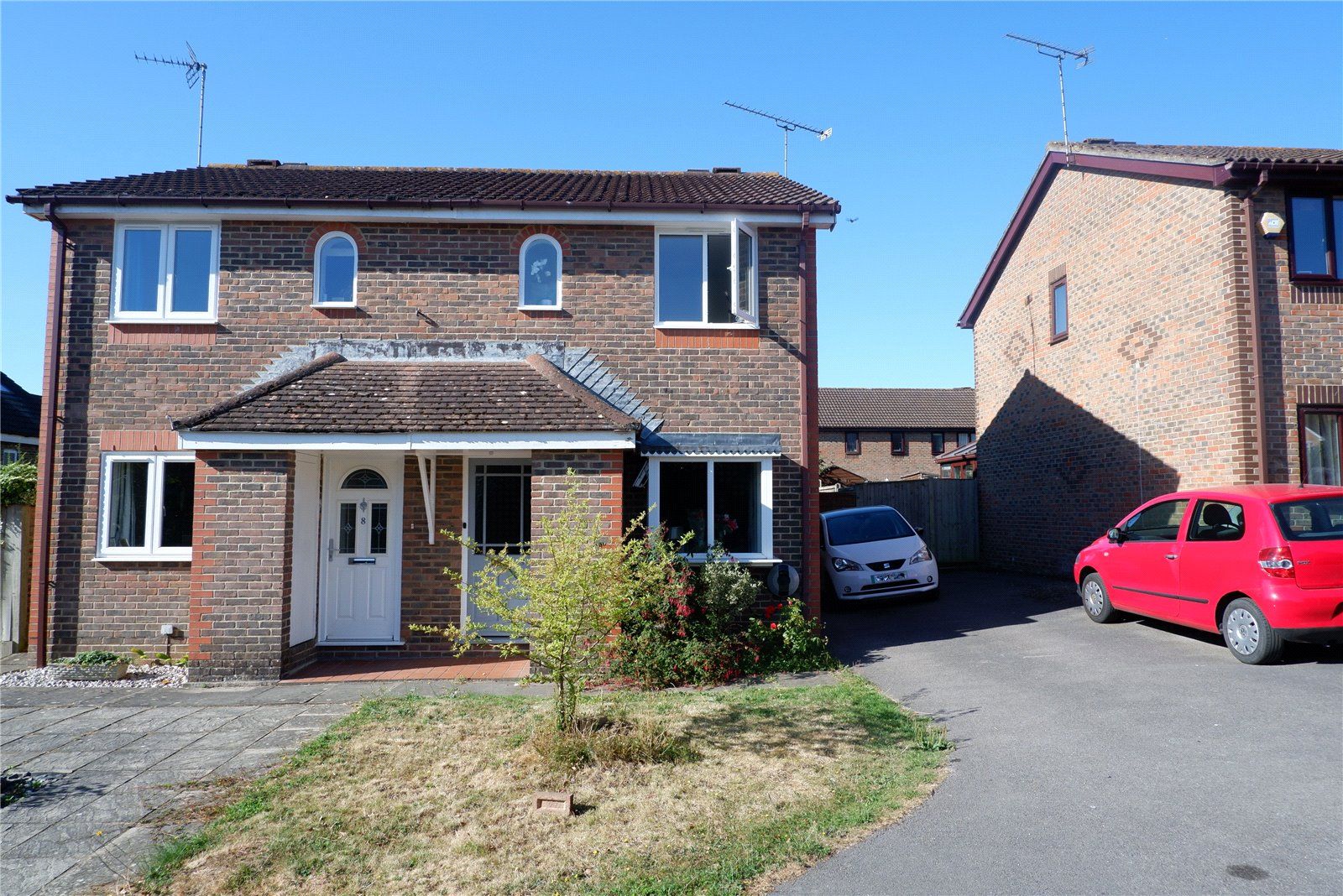 2 bed semi-detached house to rent in Stephen Close, Twyford, Berkshire ...